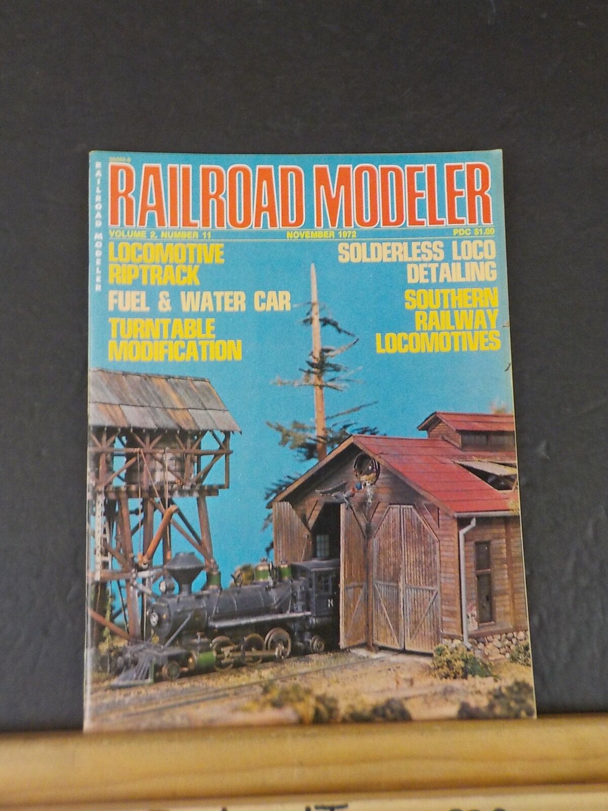 Railroad Modeler 1972 November Loco rip track Fuel & Water car Souther ...