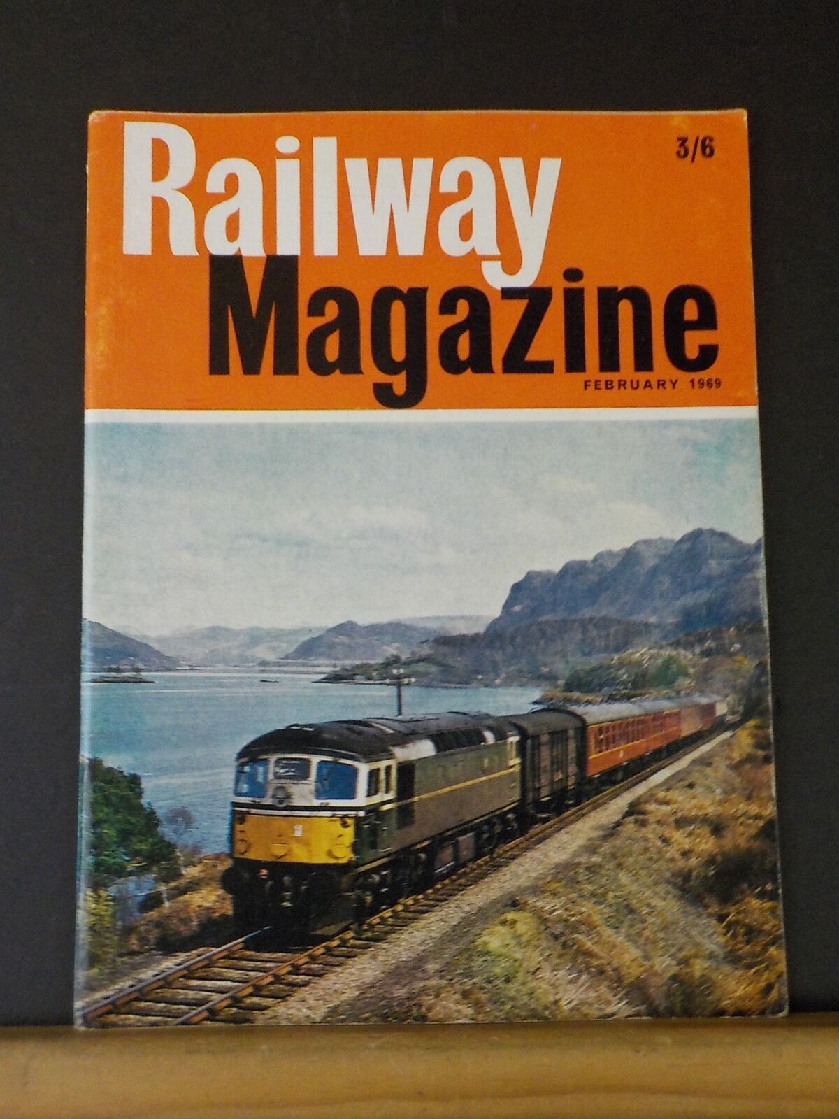 Railway Magazine 1969 February End of the Cuckoo Line Terminals for th ...
