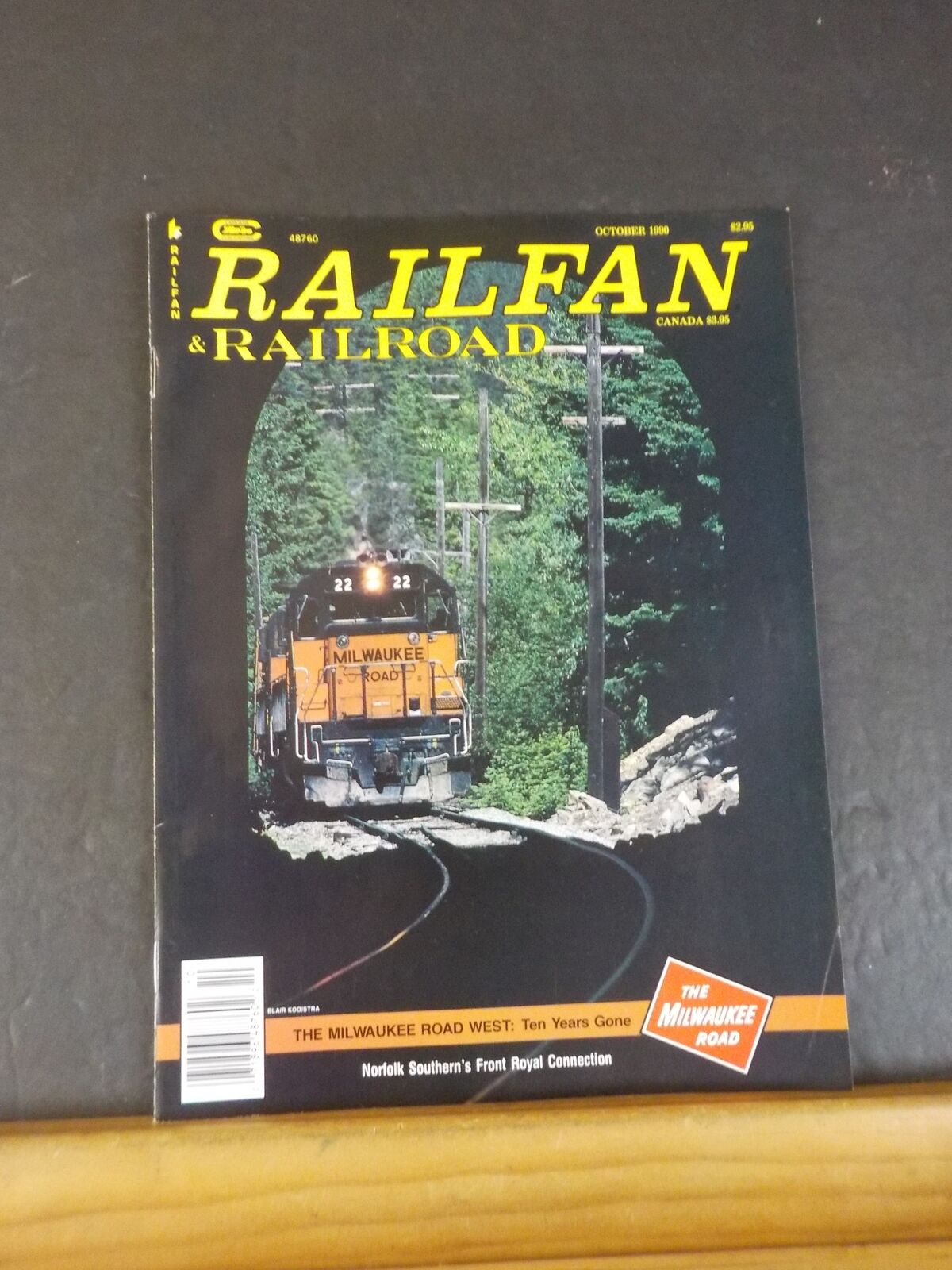 Railfan & Railroad Magazine 1990 October Milwaukee Road Eaast NS Front ...