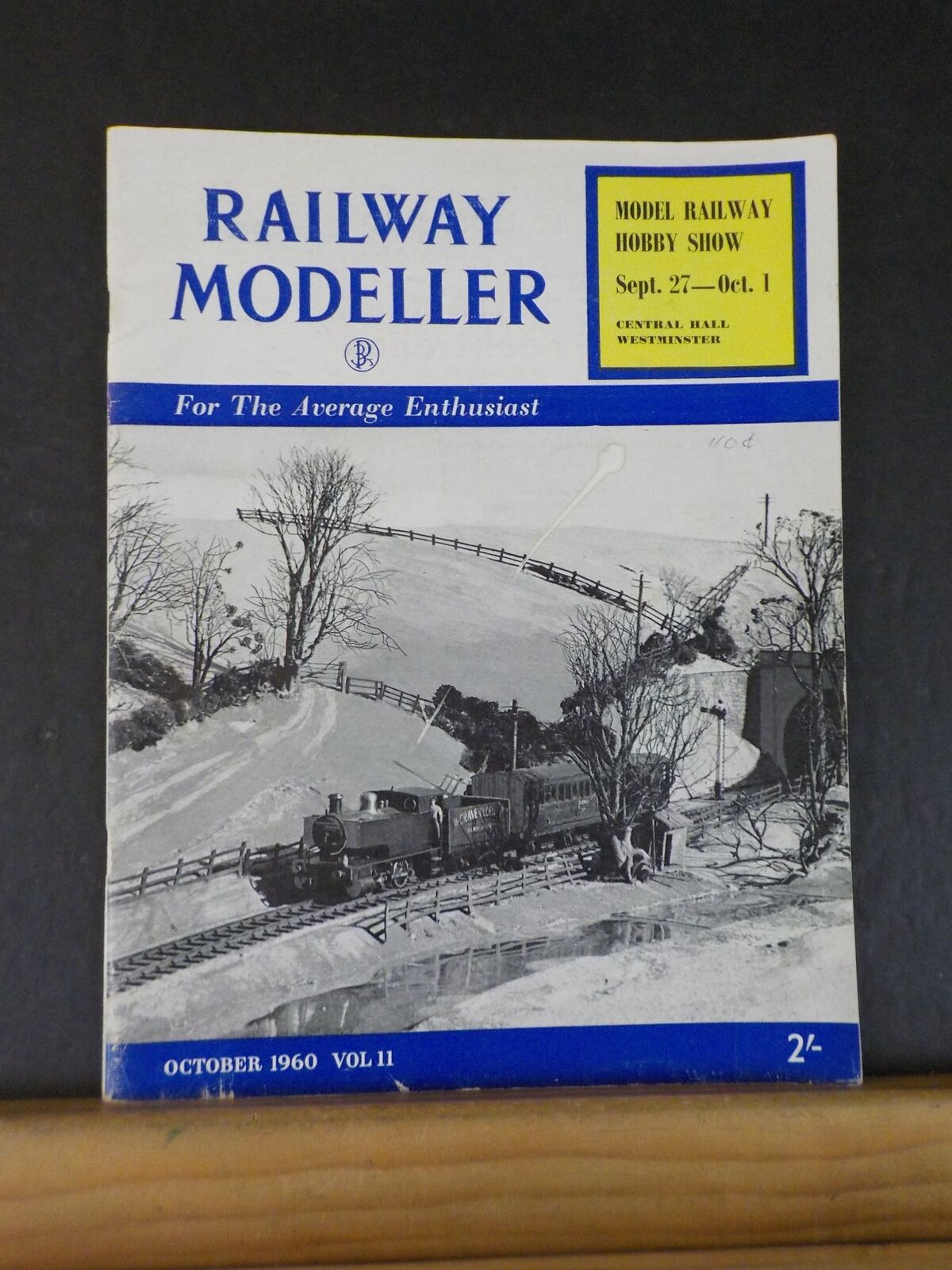 Railway Modeller 1960 October V11 #120 Cast walls bridges FEncing Gree ...