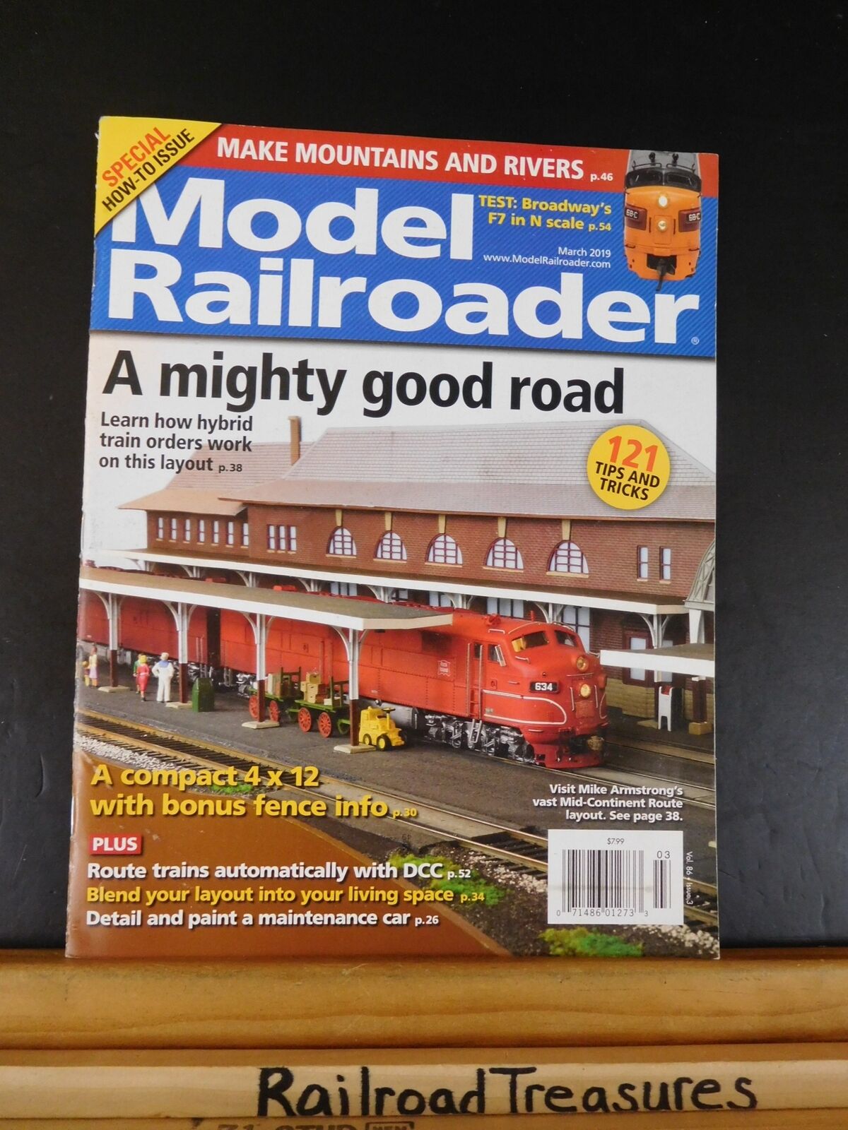 Model Railroader Magazine 2019 March Mountain & Rivers Route trains au ...