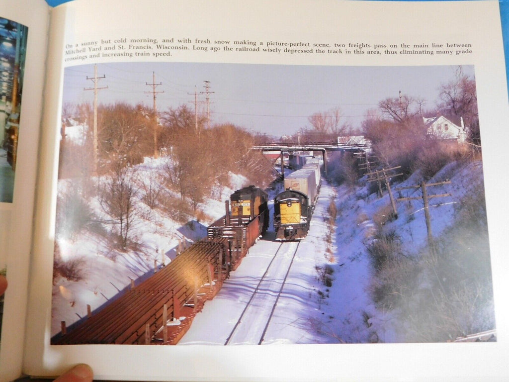 Chicago & NorthWestern - Milwaukee Road Pictorial by Russ Porter ...