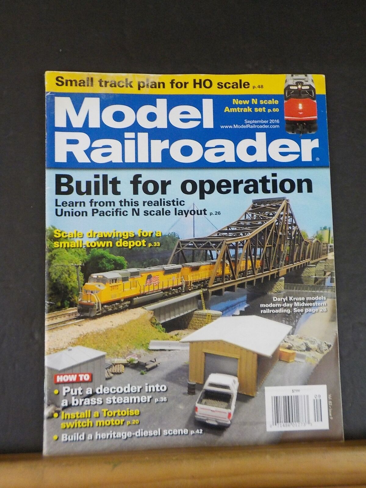 Model Railroader Magazine 2016 September Built for operation Scale dra ...