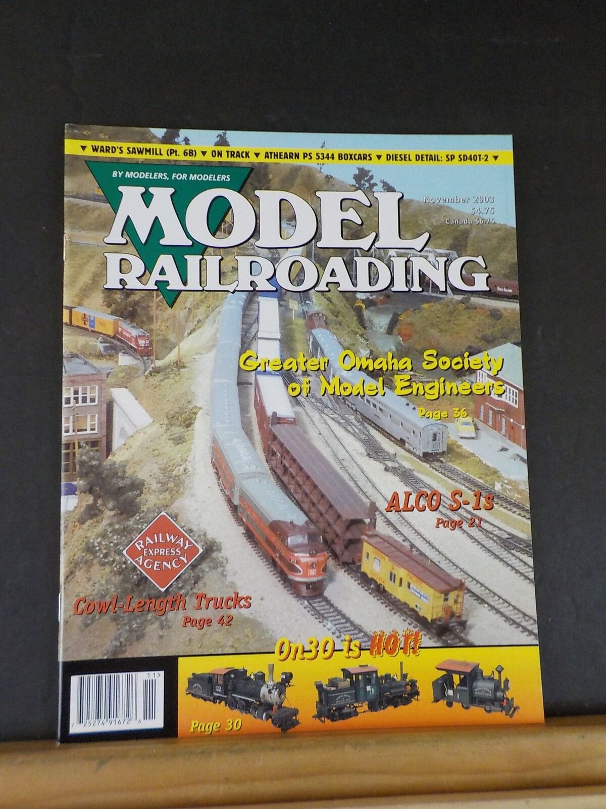 Model Railroading 2003 November SP SD40T-2 Cowl length trucks NYC Alco ...