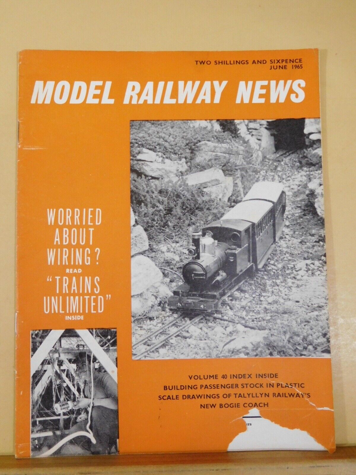 Model Railway News 1965 June LNWR steam roster Railways in Switzerland ...