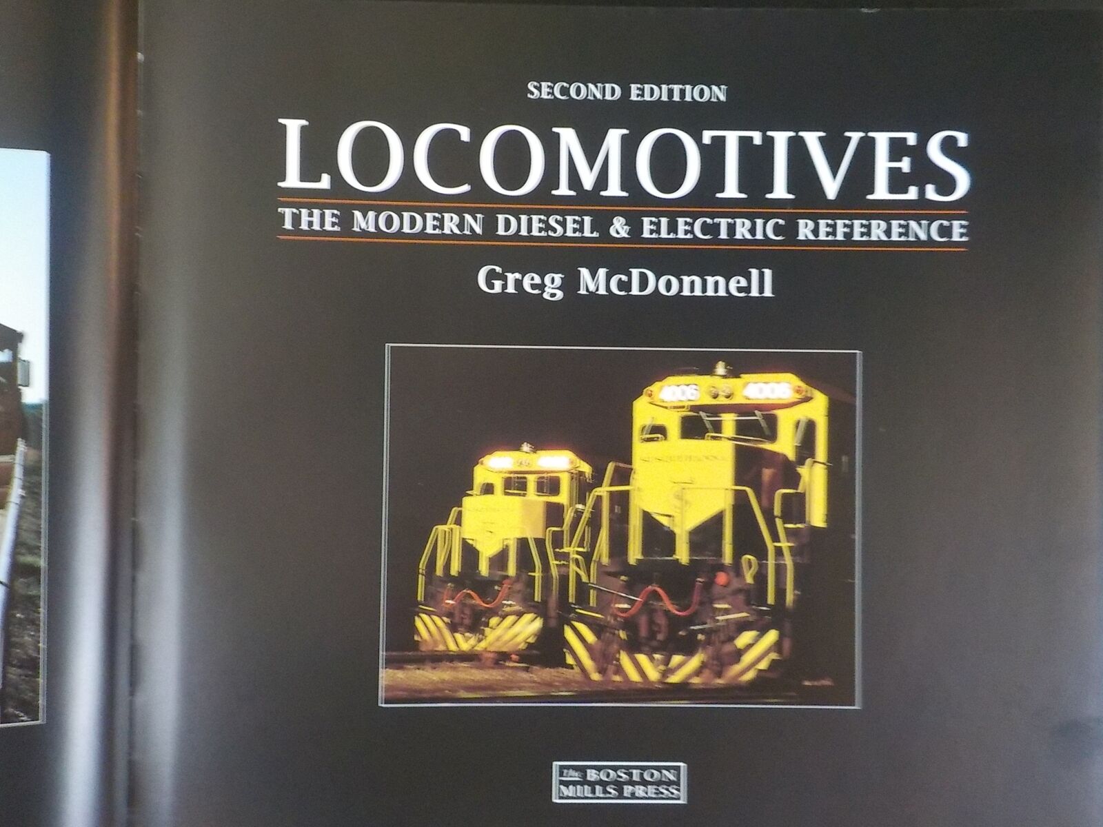 Locomotives The Modern Diesel & Electric Reference Second Edition Greg ...