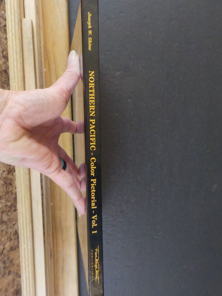 Northern Pacific Color Pictorial Vol 1 by Joseph W Shine NP Motive pow ...