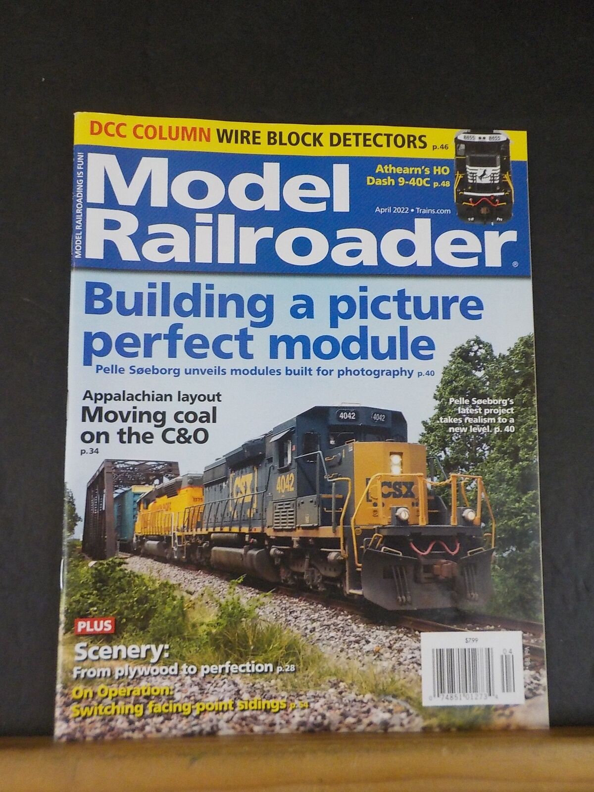 Model Railroader Magazine 2022 April Moving coal C&O Picture perfect m ...