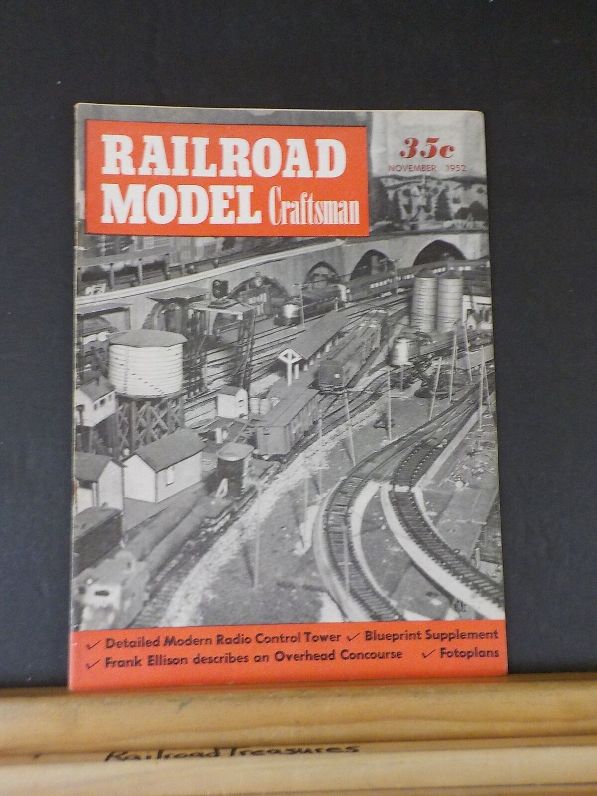 Railroad Model Craftsman Magazine 1952 November Detailed modern radio ...