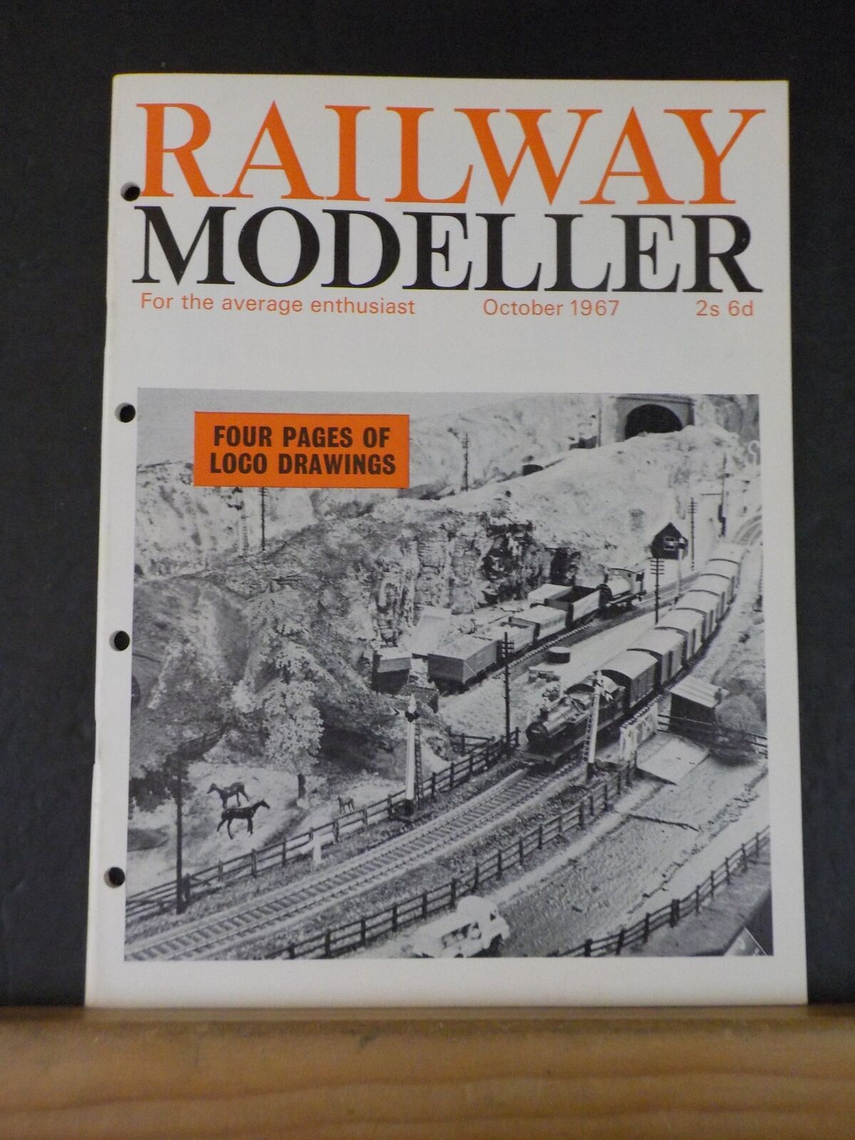 Railway Modeller 1967 October V18 #204 Loco drawings S.E.C.R. Birdcage ...